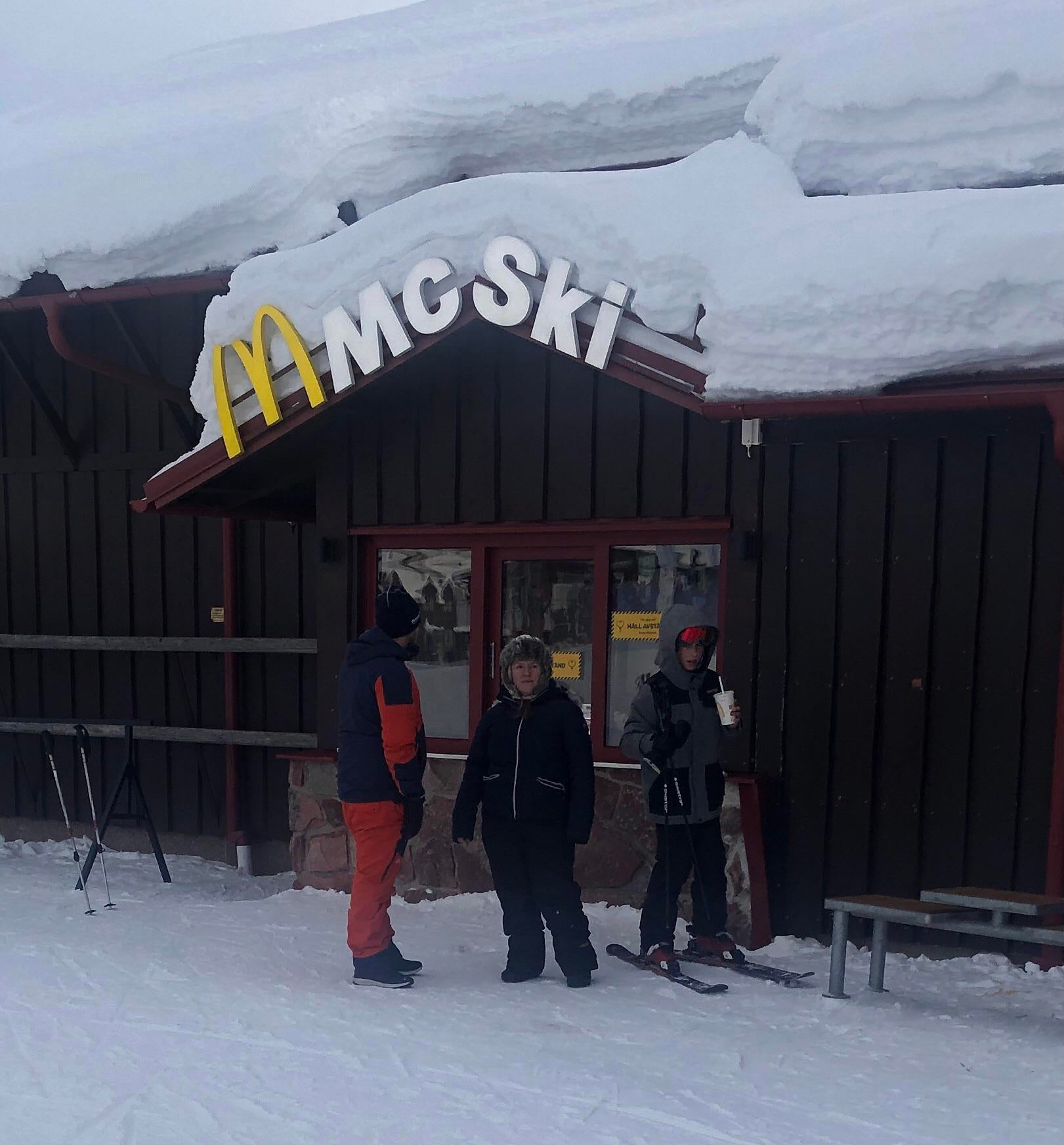 McSki: el McDonald’s en lo alto de una montaña nevada – Ya te enteraste