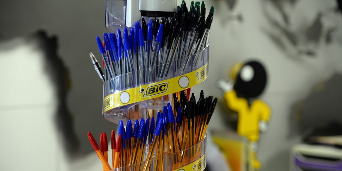 La pluma BIC no ha cambiado en 66 años, salvo en una cosa – Ya te enteraste